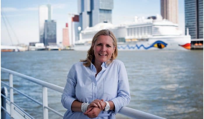 Simone Boon, 2021, 2 - TravMagazine