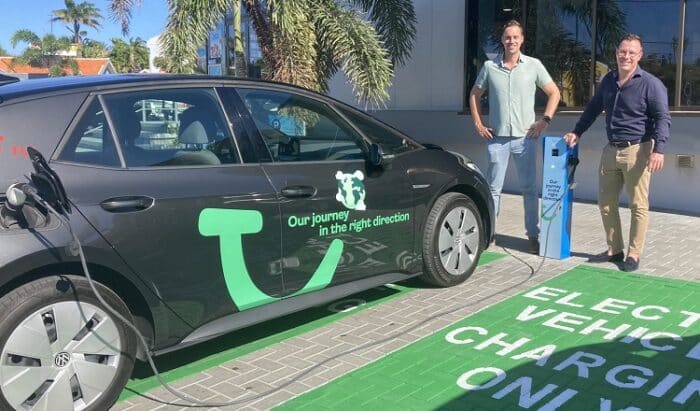 TUI geeft startschot voor plaatsen 55 laadpalen op ABC-eilanden ...