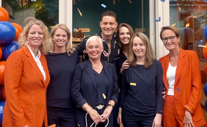 Douwe Bob opent nieuwe winkel van D-reizen in Vught - TravMagazine